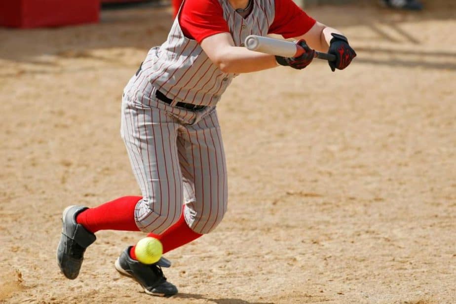 Can You Bunt With 2 Strikes In Softball? (Bunting Guide) – Racket Rampage